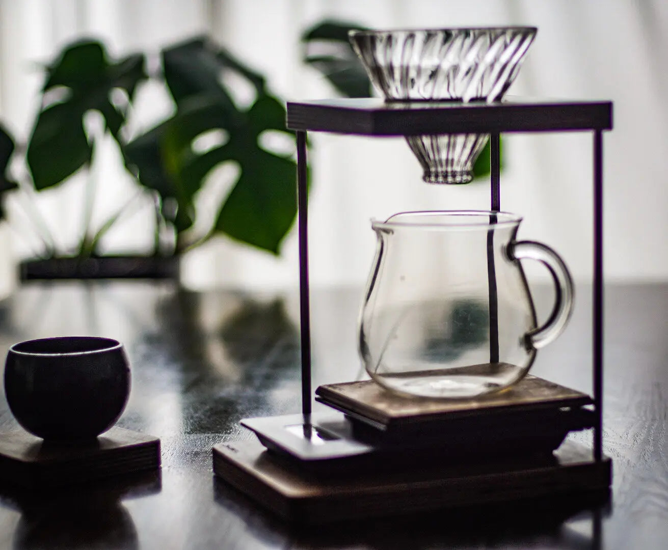 JHAT..Coffee dripper stand